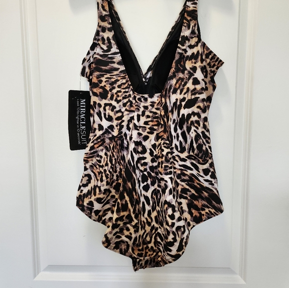 Miraclesuit | Swim | Nwt Miraclesuit Oceanus One Piece Swimsuit | Poshmark